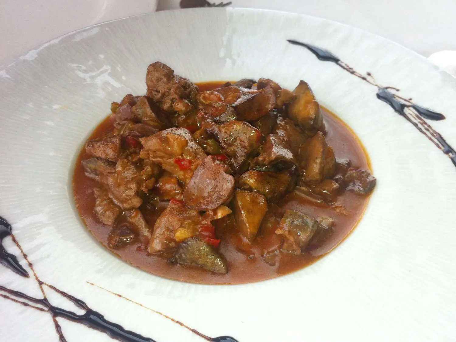 Estofado De Carne: Deliciosa Preparación Culinaria | Carnicería Moderna