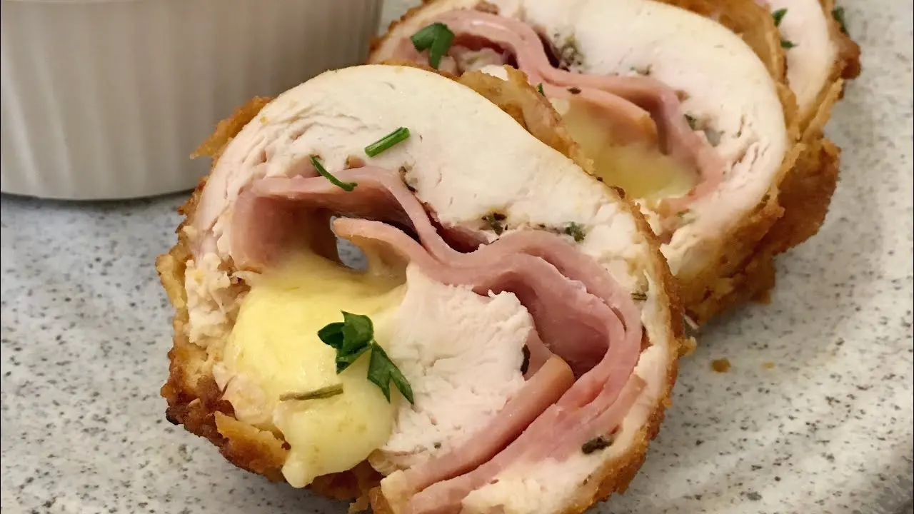 Cordon Bleu De Carne: Una Deliciosa Preparación Empanada Y Frita ...